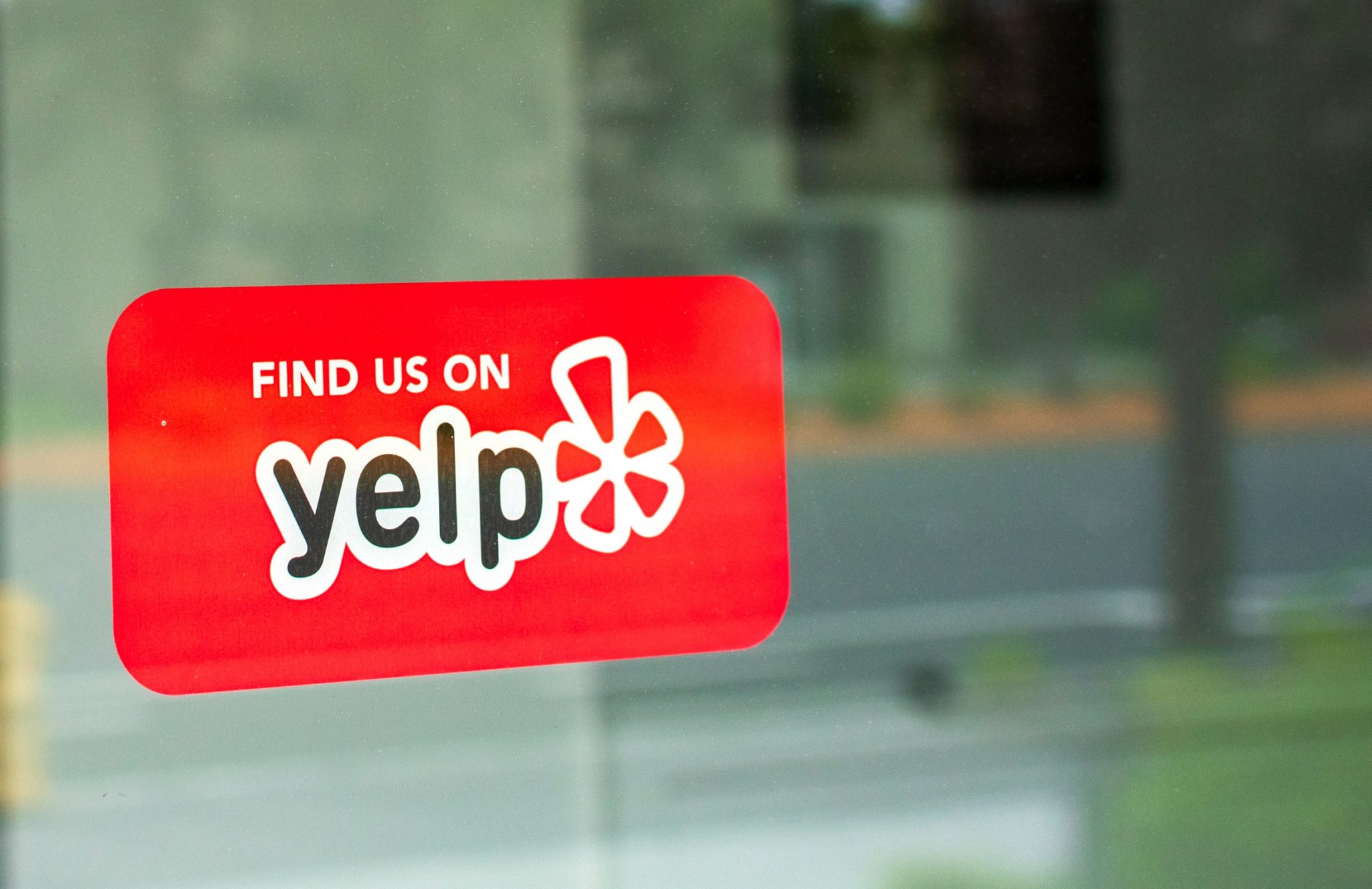 14 Pros and Cons of Working for Yelp